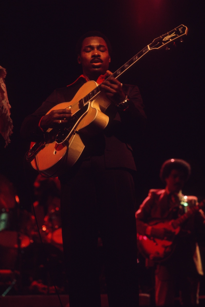 George Benson Vintage Concert Photo Fine Art Print at Wolfgang's
