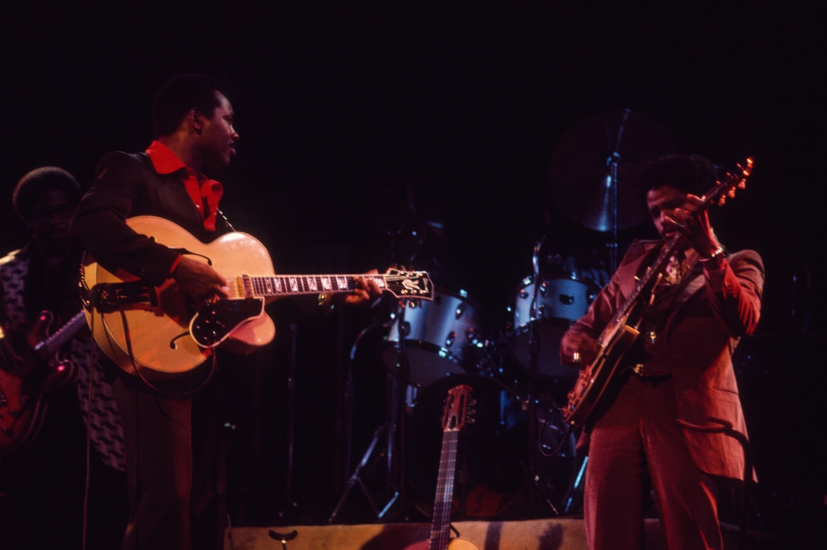 George Benson Vintage Concert Photo Fine Art Print at Wolfgang's