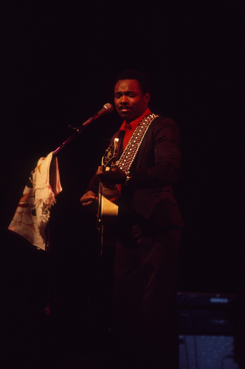 George Benson Vintage Concert Photo Fine Art Print, 1996 at Wolfgang's
