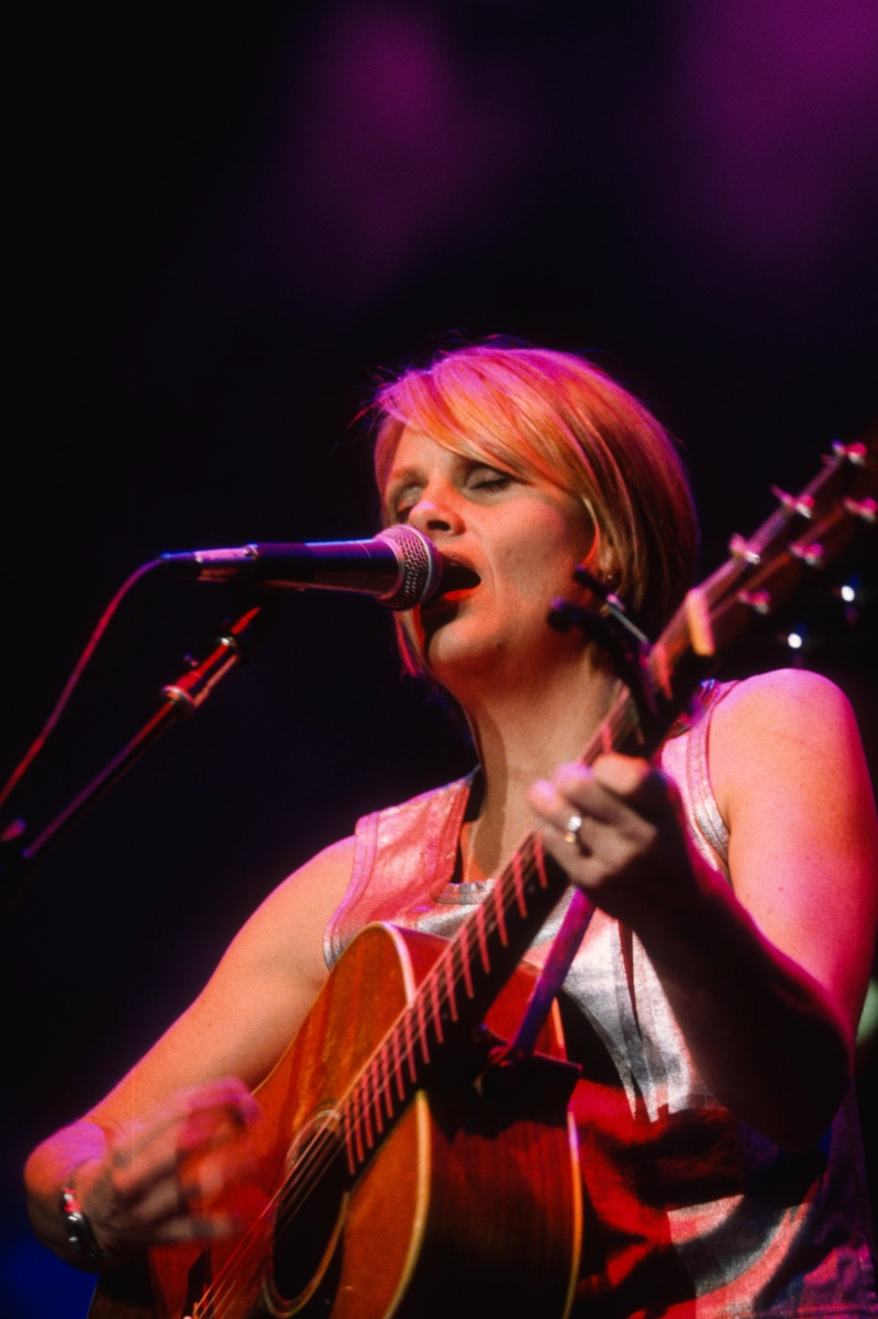 Shawn Colvin Vintage Concert Photo Fine Art Print at Wolfgang's