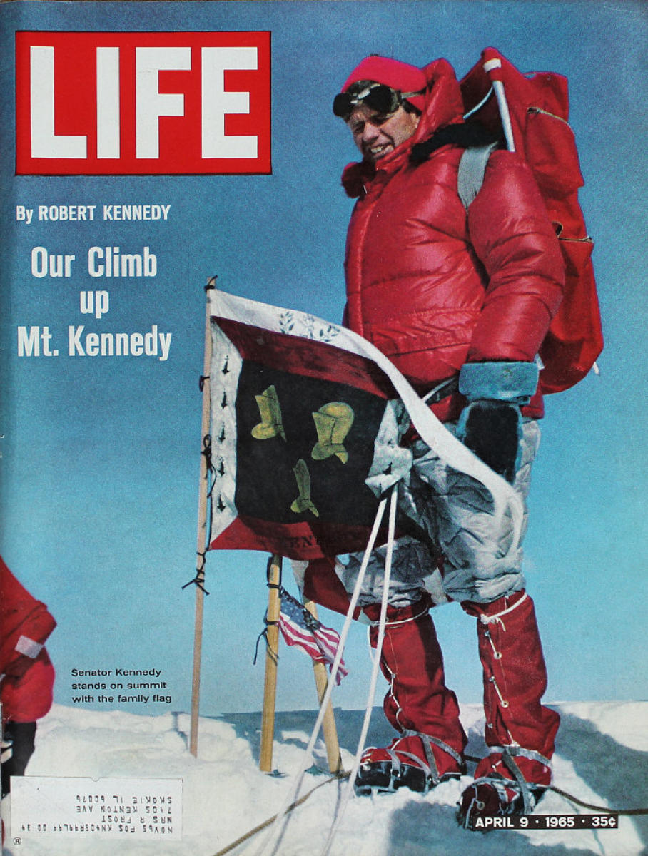 LIFE | April 9, 1965 at Wolfgang's
