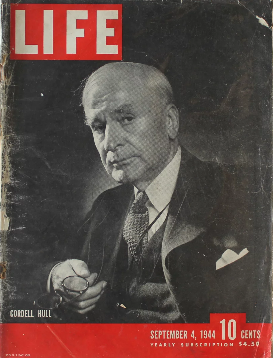 LIFE | September 4, 1944 at Wolfgang's