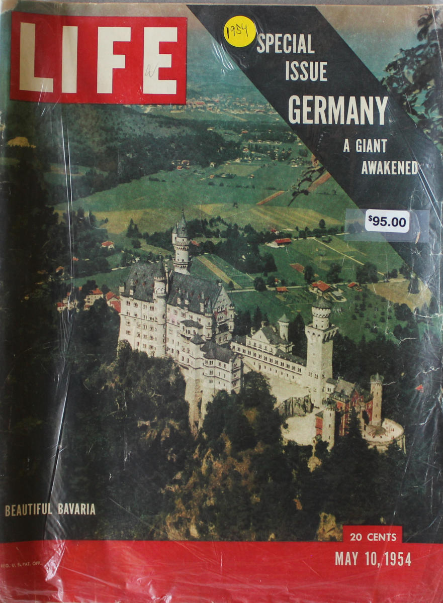 LIFE | May 10, 1954 at Wolfgang's