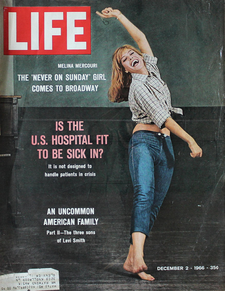 LIFE | December 2, 1966 at Wolfgang's