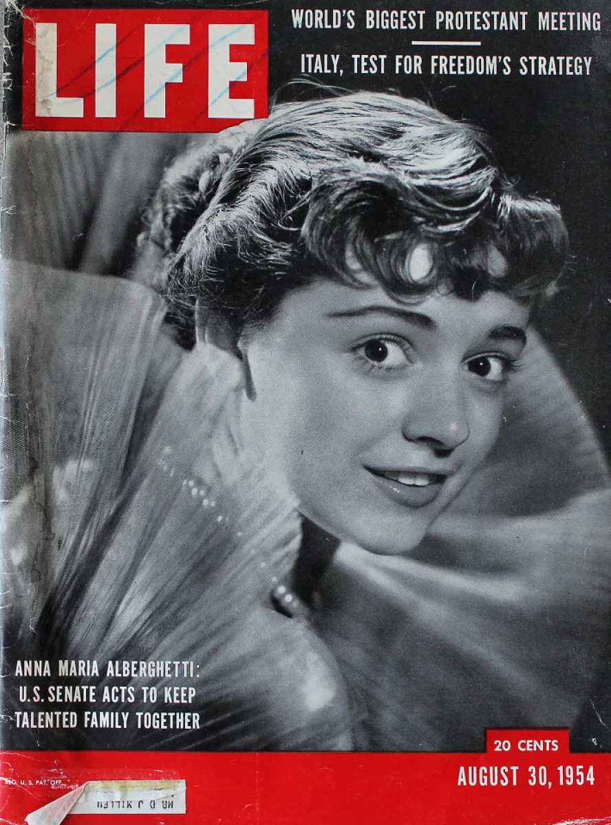 LIFE | August 30, 1954 at Wolfgang's