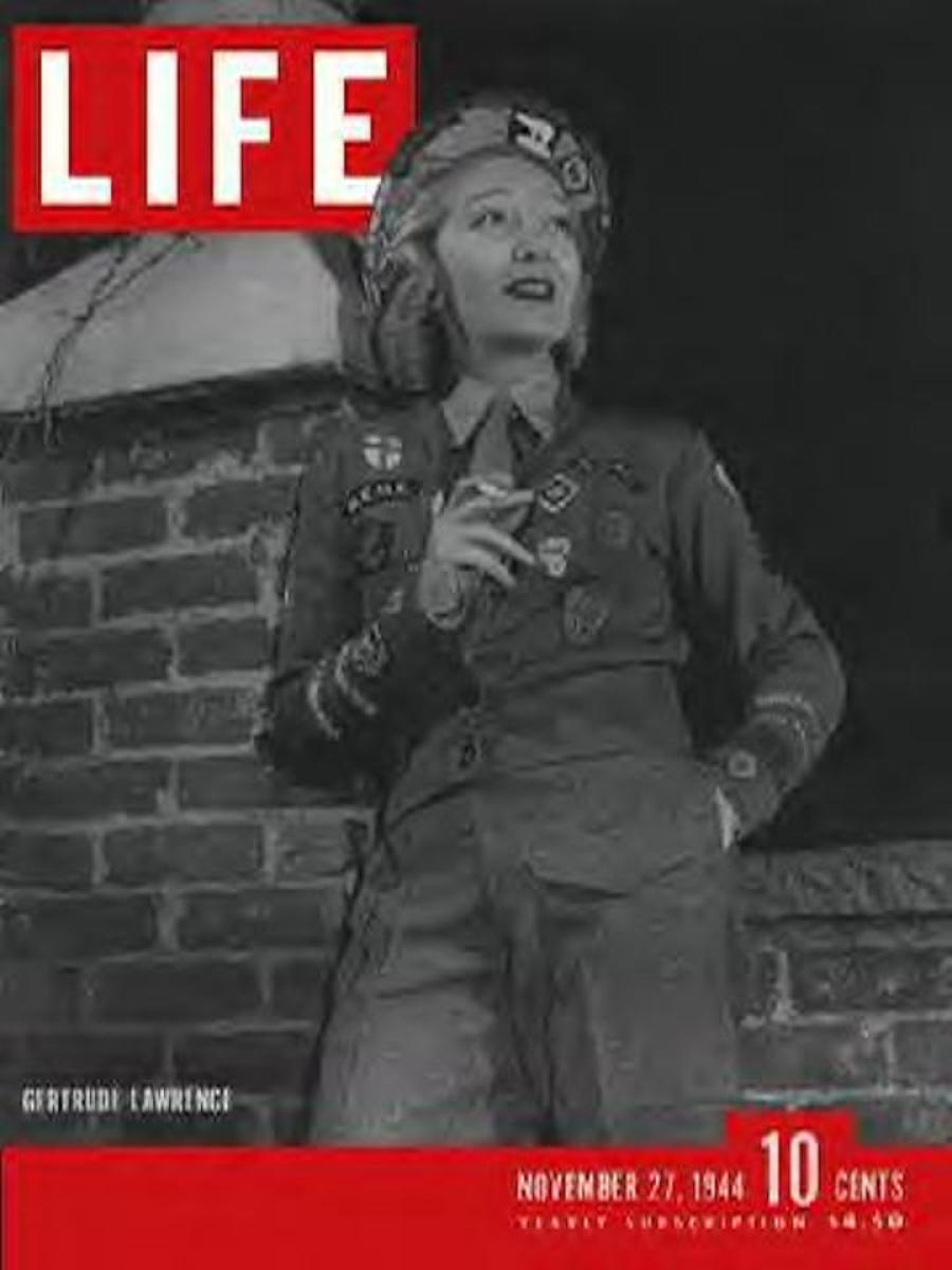 LIFE | November 27, 1944 at Wolfgang's
