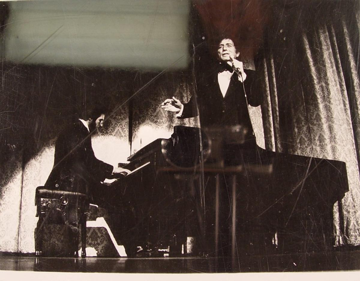 Tony Bennett Vintage Concert Photo Promo Print at Wolfgang's