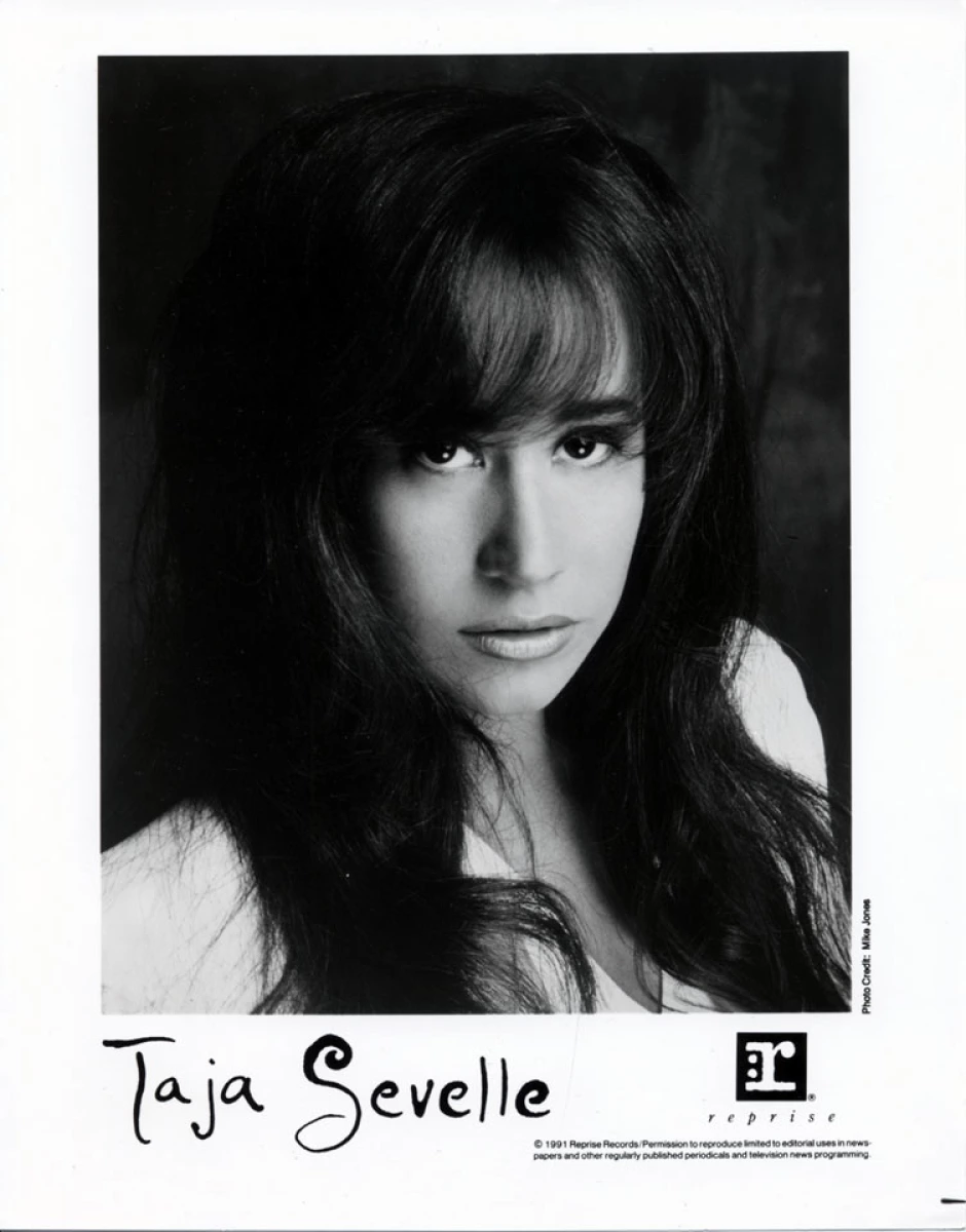 Taja Sevelle Vintage Concert Photo Promo Print, 1991 at Wolfgang's