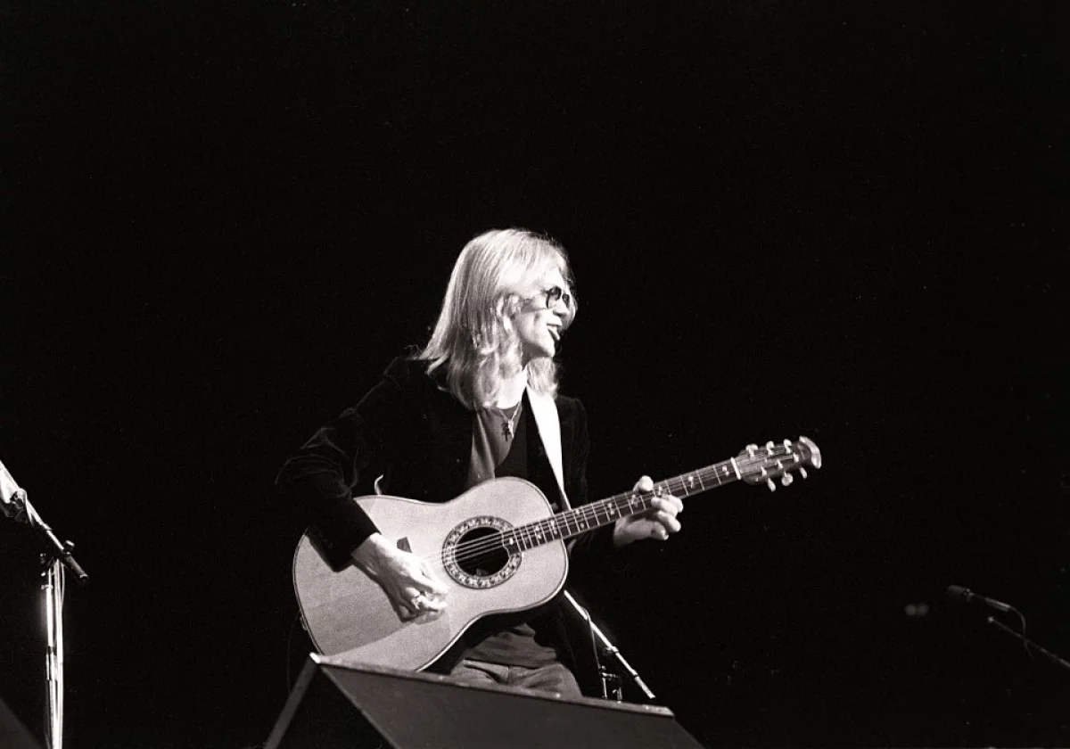 Gerry Beckley Vintage Concert Photo Fine Art Print at Wolfgang's